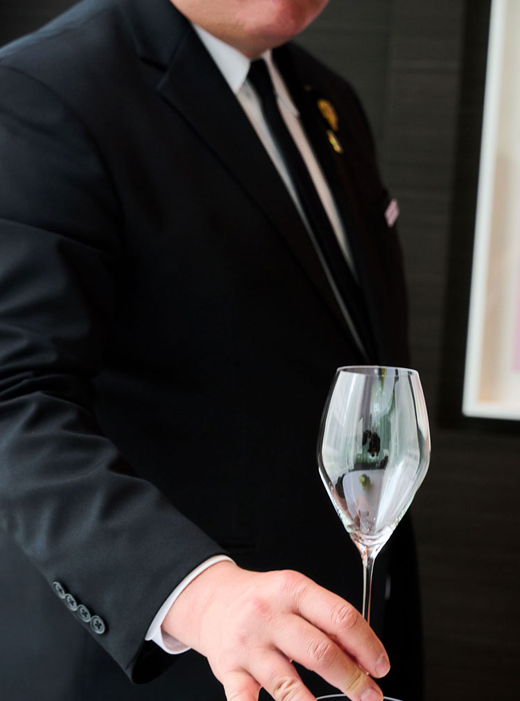 New Luxury Manner Book